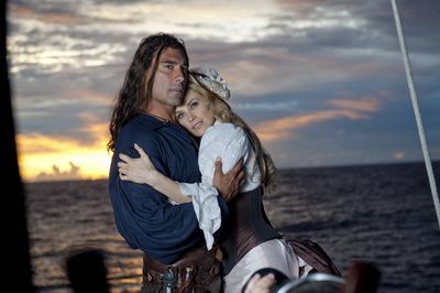 Acasă - Pasiuni si iubiri aprinse in „Inima salbatica”, in Colectia ...