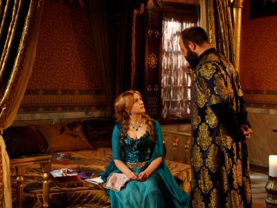 Acasă - Meryem Uzerli și Halit Ergenç, din nou împreună după 15 ani?