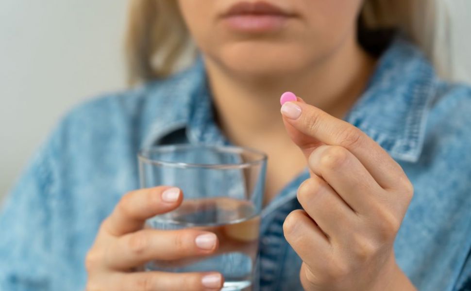 Atenție la supradoza de paracetamol! Medic: 10 comprimate pot fi ...