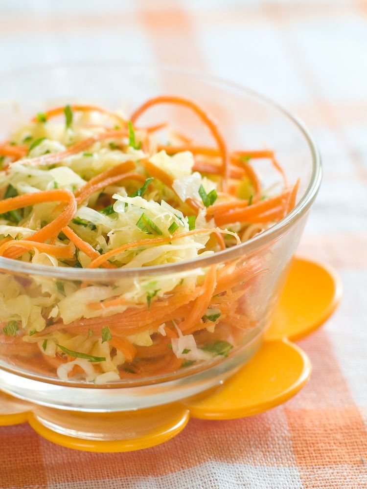Salata traditionala Coleslaw | FoodStory | StirileProTV.ro