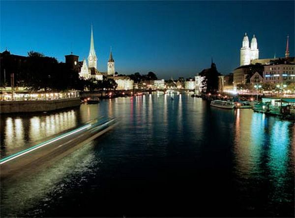 Zurich amenajeaza cusete stradale pentru prostituate si strange bani la ...