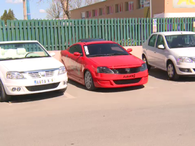 Un service auto din Bucuresti a creat primul Logan Coupe, cu 10.000 ...