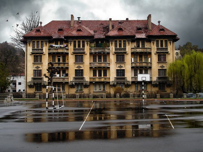 Conace istorice, scoase la vanzare. Proprietarii cer milioane de euro ...